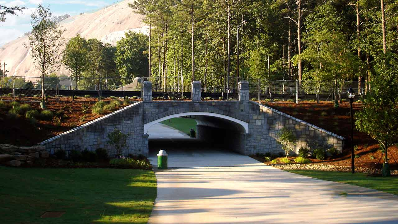 CON/SPAN B-Series Concrete Modular Bridge System by Contech